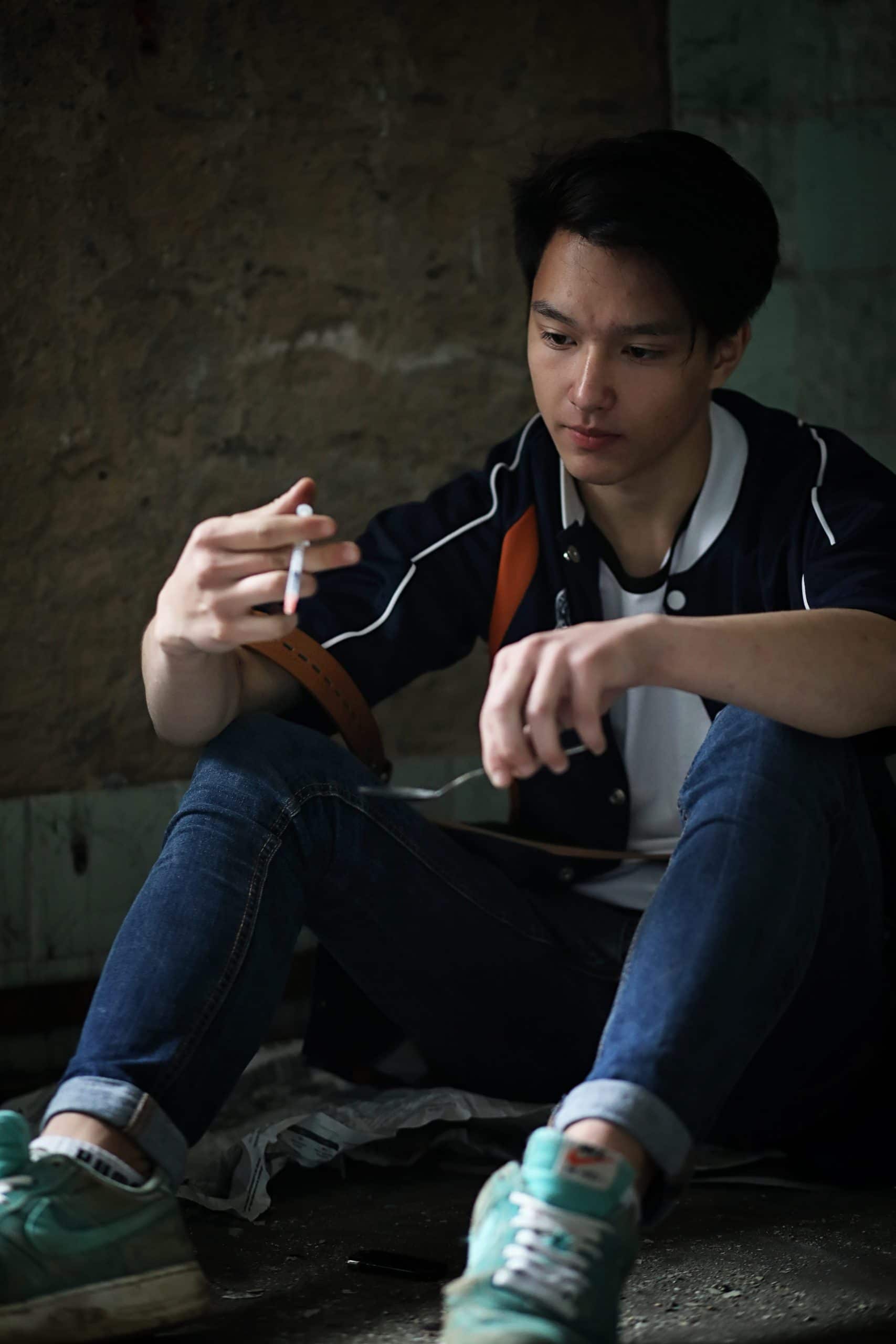 What are the Signs of Teen Substance Abuse? - Premier Addiction Rehab ...