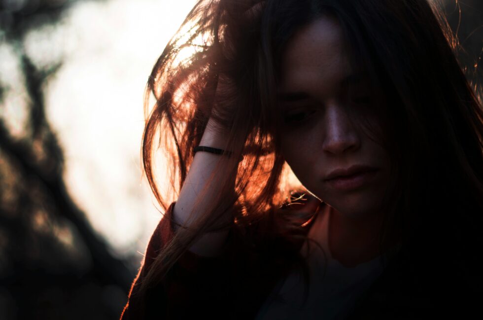 17 Common Signs of PTSD and How to Recognize Them